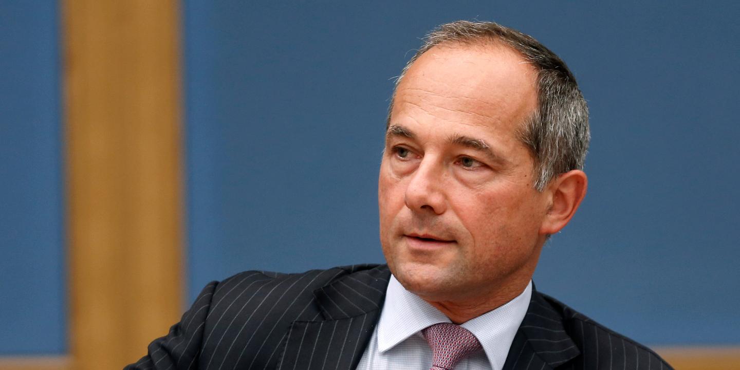 La stratégie du patron de la Société générale en question