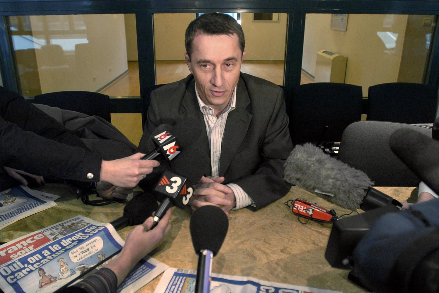 Serge Faubert rappelé à l’ordre par la nouvelle direction du Média