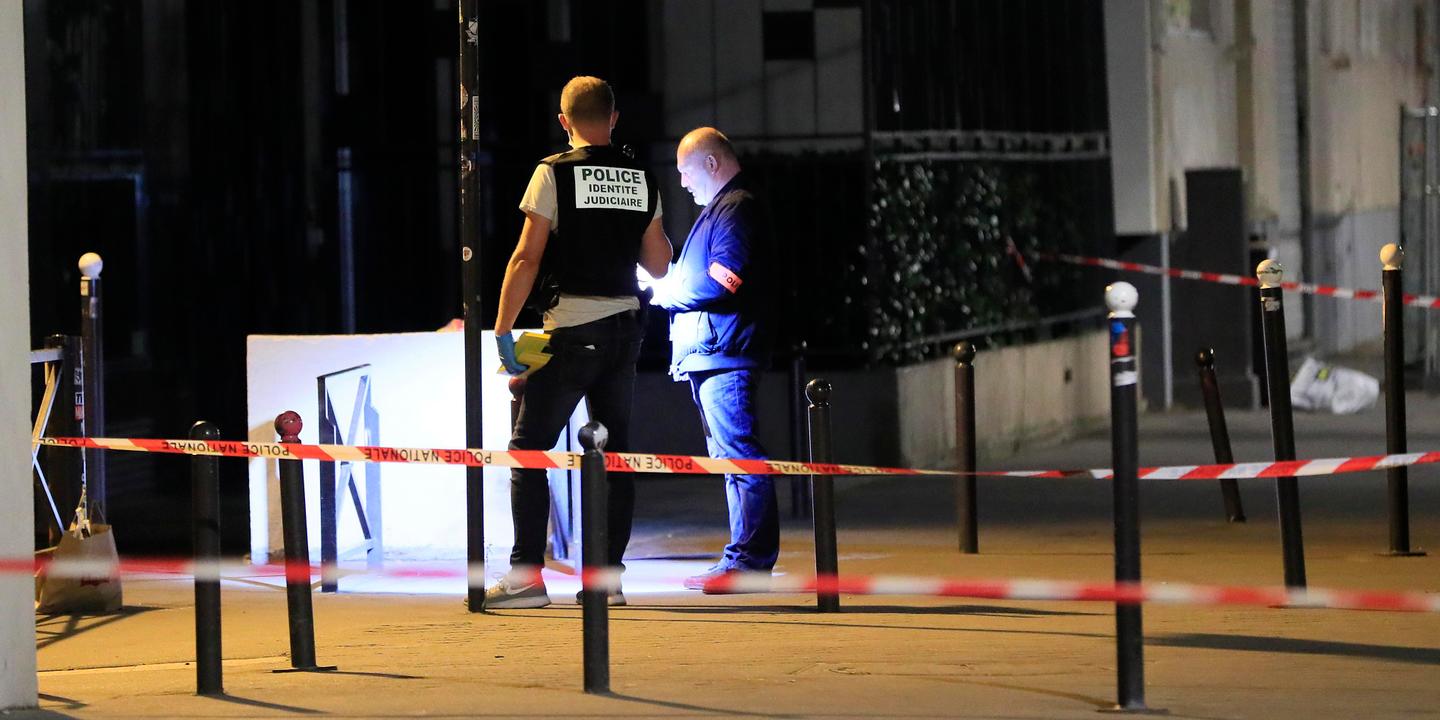 Attaque Au Couteau à Paris Sept Personnes Blessées La Qualification