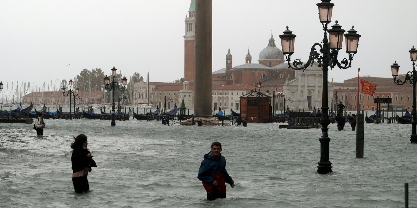 « Acqua alta » à Venise, la ville a les pieds dans l’eau