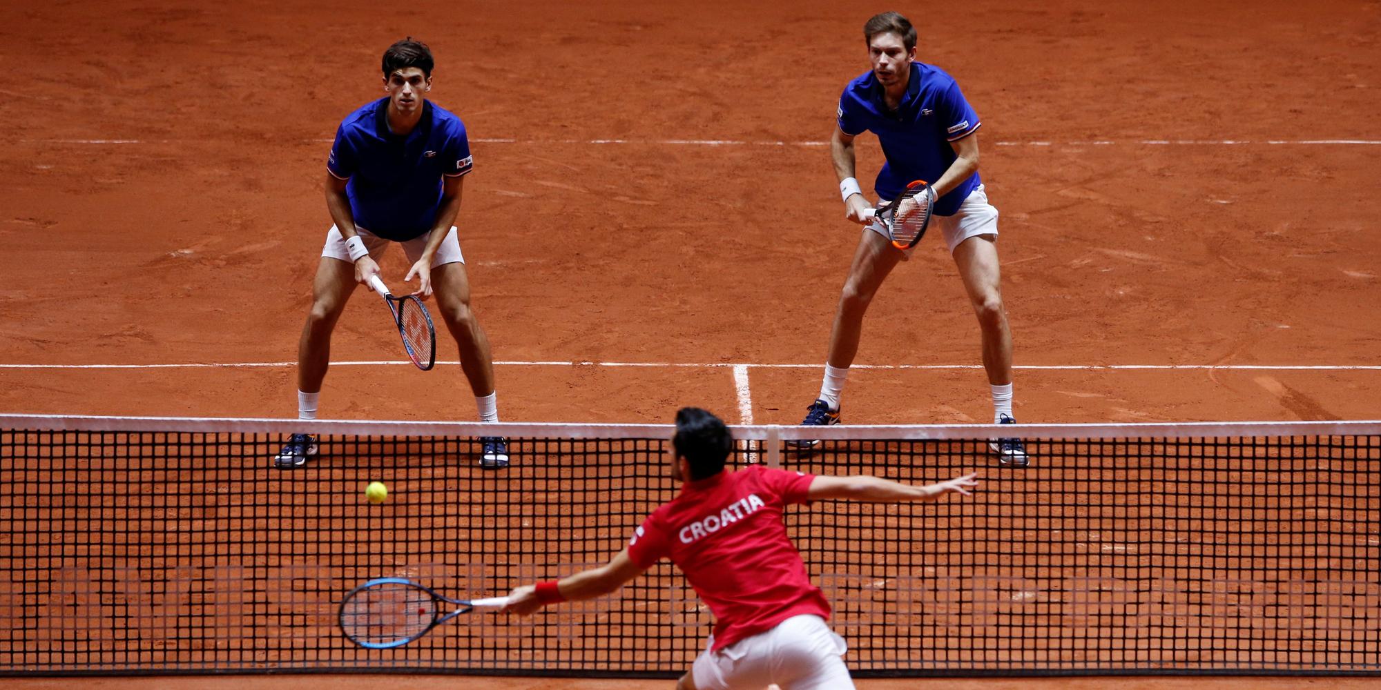 Finale de la Coupe Davis en direct : les Français cèdent le troisième set