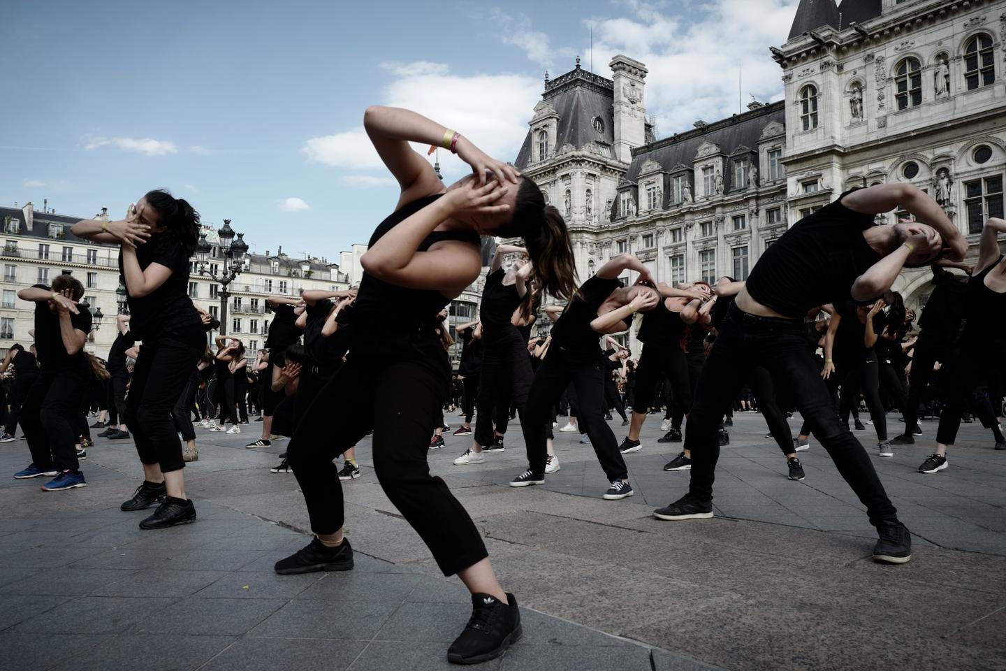 Dansez à l’unisson