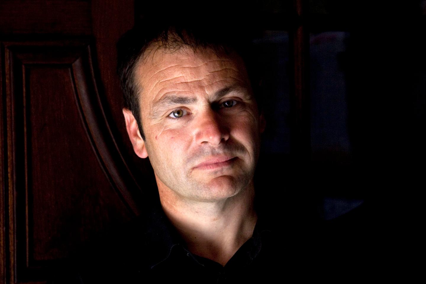 Eric Chevillard : « J’entre dans mes livres par une porte dérobée