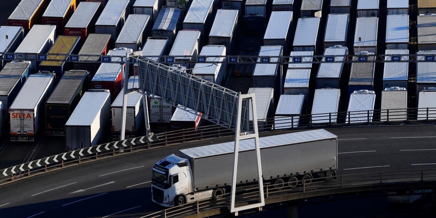L’Union européenne limite les émissions de CO2 des camions