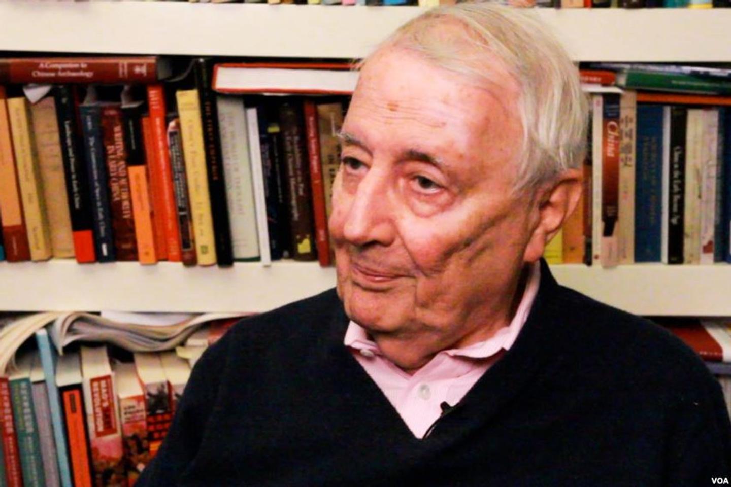 La mort du sinologue britannique Roderick MacFarquhar