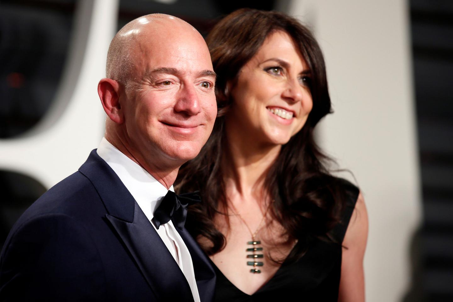 Après son divorce, Jeff Bezos conservera le contrôle des actions Amazon ...