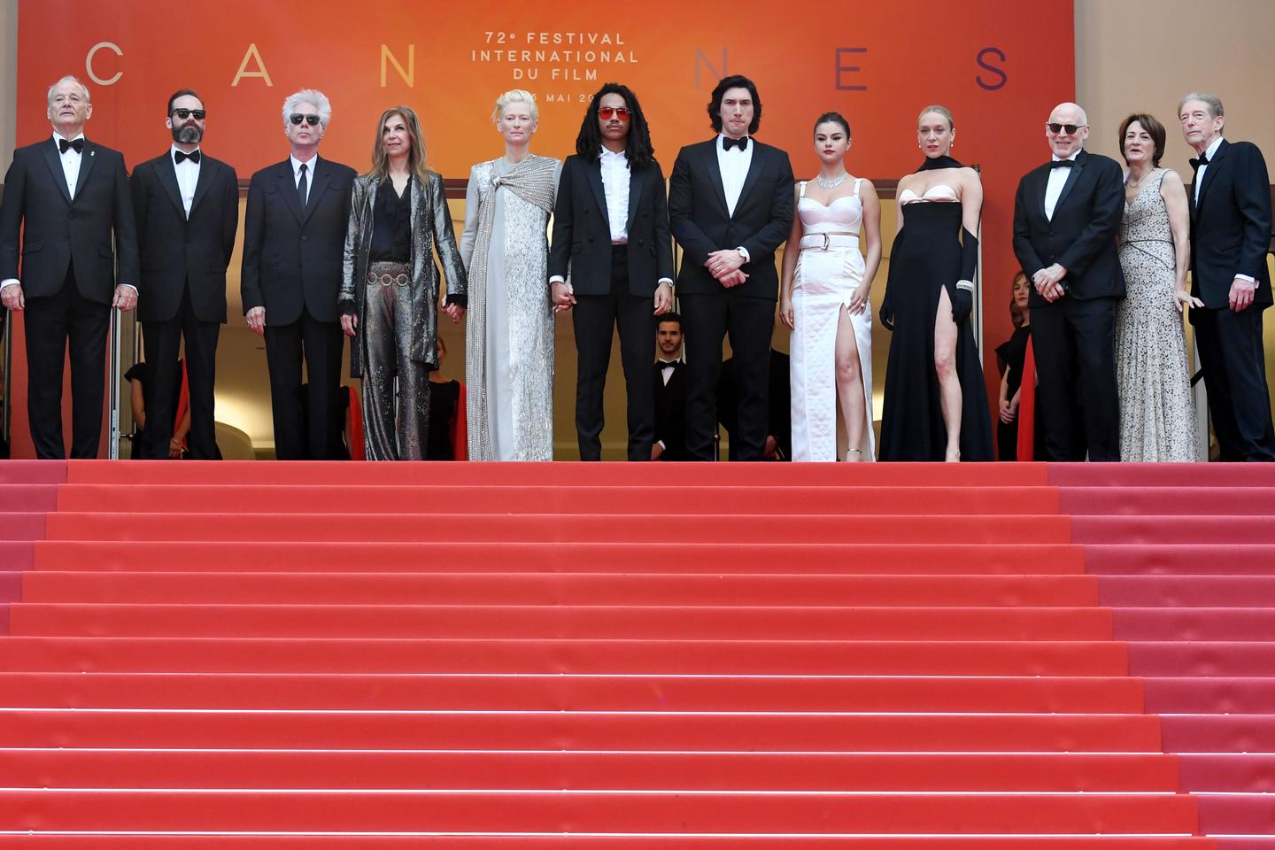 Au Festival de Cannes, première montée des marches et premier défilé de ...