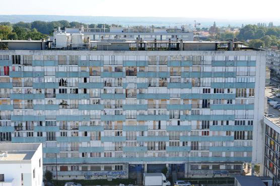 Ghettos de riches, ghettos de pauvres : les inégalités se creusent en ...