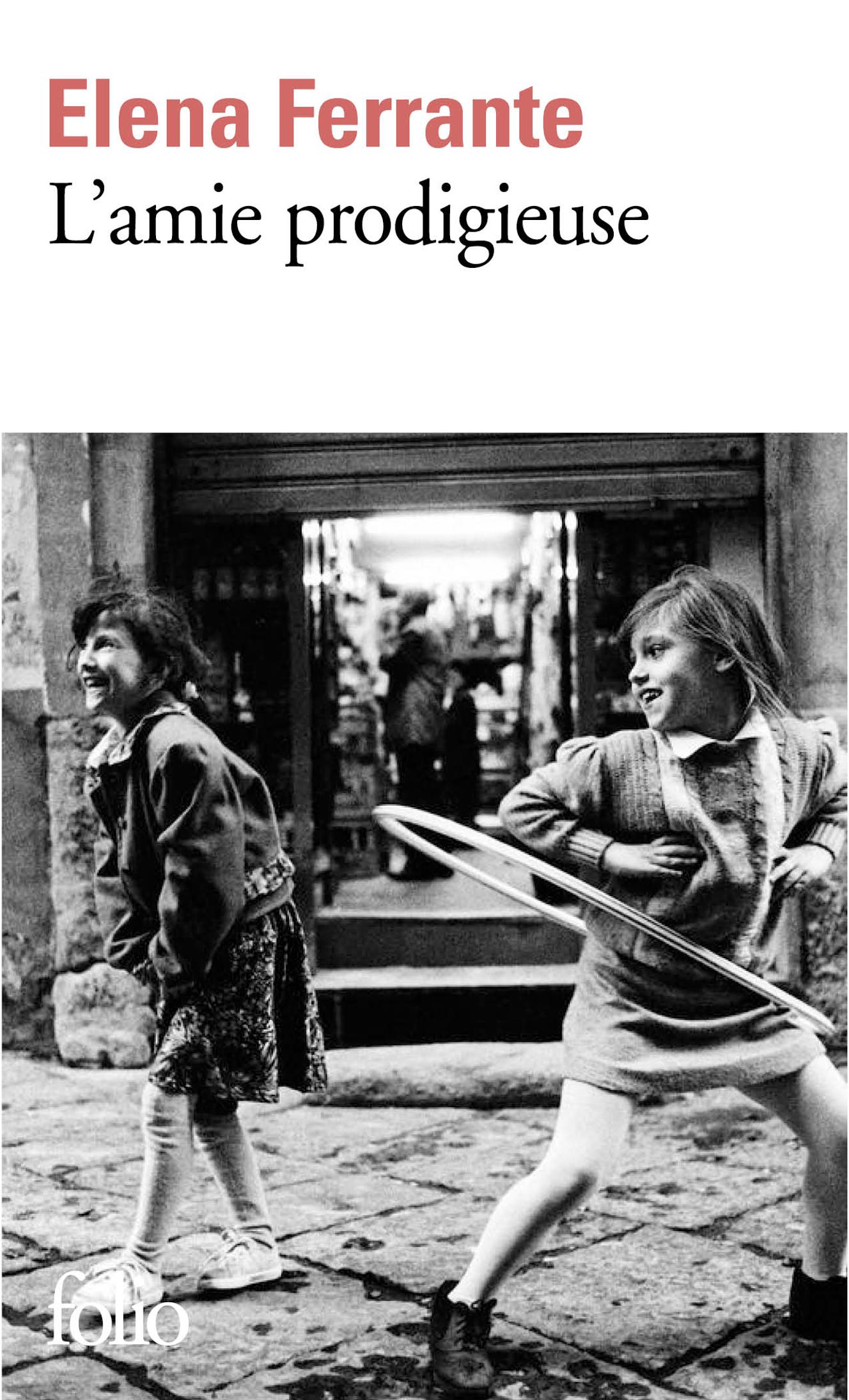 Un entretien avec l’écrivaine Elena Ferrante : « Le corps épouse le ...