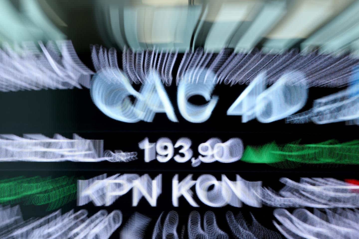 Le CAC 40 dépasse brièvement les 6 000 points, son plus haut niveau ...