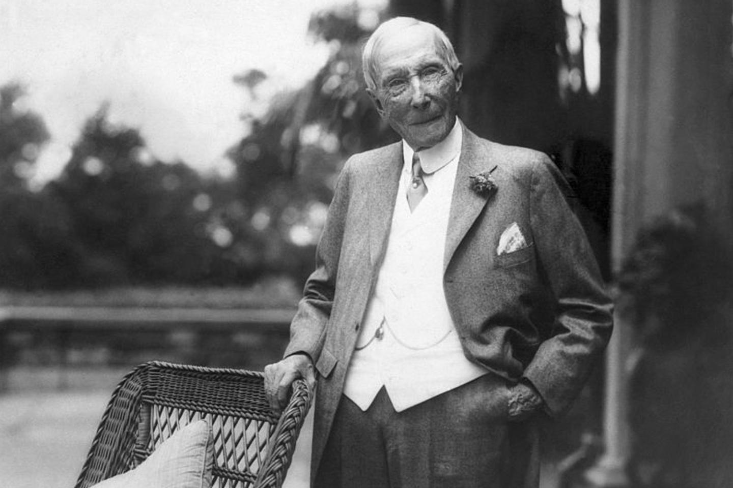 Carnegie et Rockefeller, charités bien ordonnées