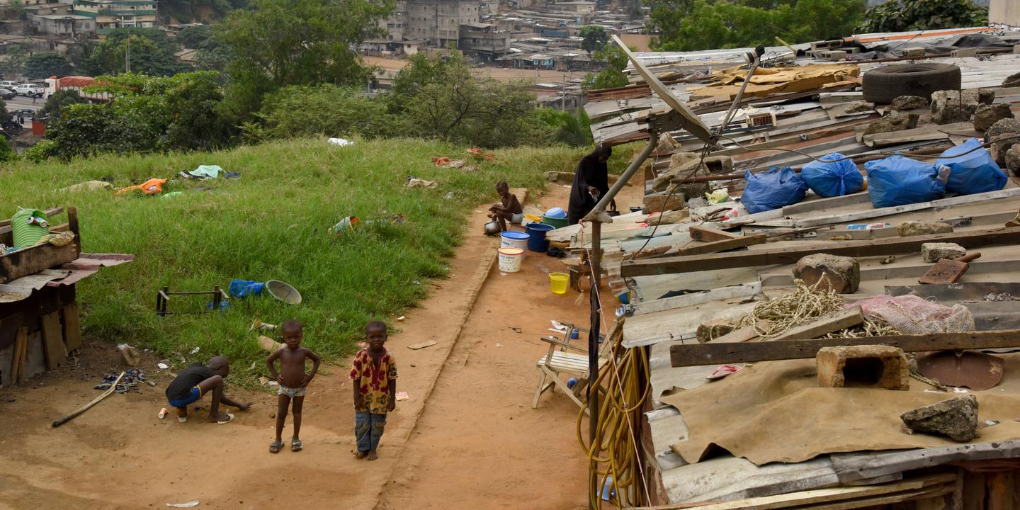 Selon Oxfam La Moitié De La Population Mondiale Vit Avec Moins De 5