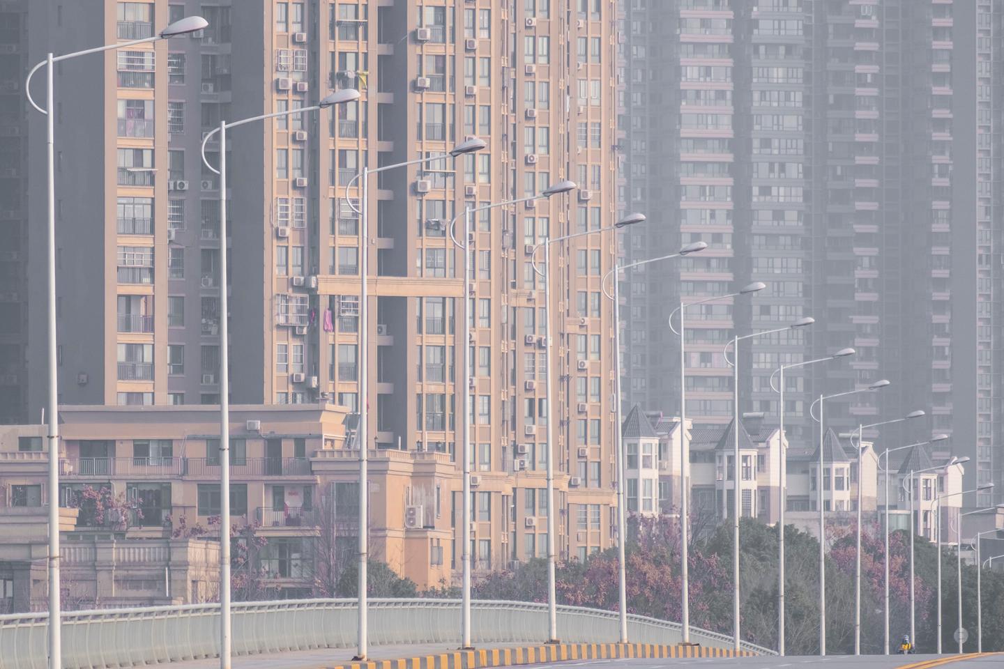 China: Hundreds of pensioners protest in Wuhan over insurance reform