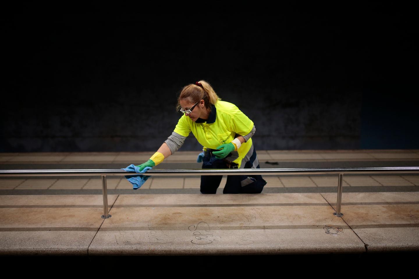 L’Espagne en état d’alerte face au coronavirus : confinement généralisé ...