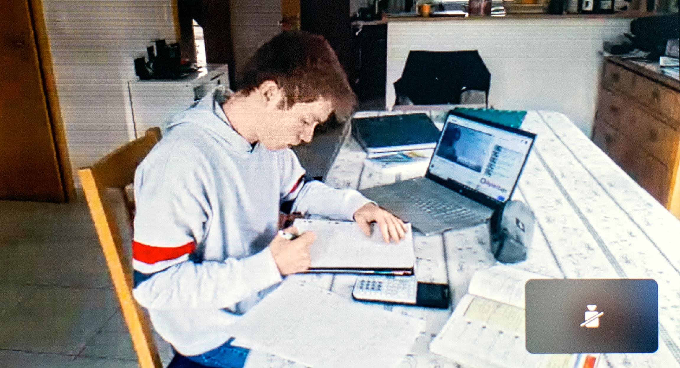 Yvan Monka, le prof de maths sur YouTube devenu incontournable depuis ...