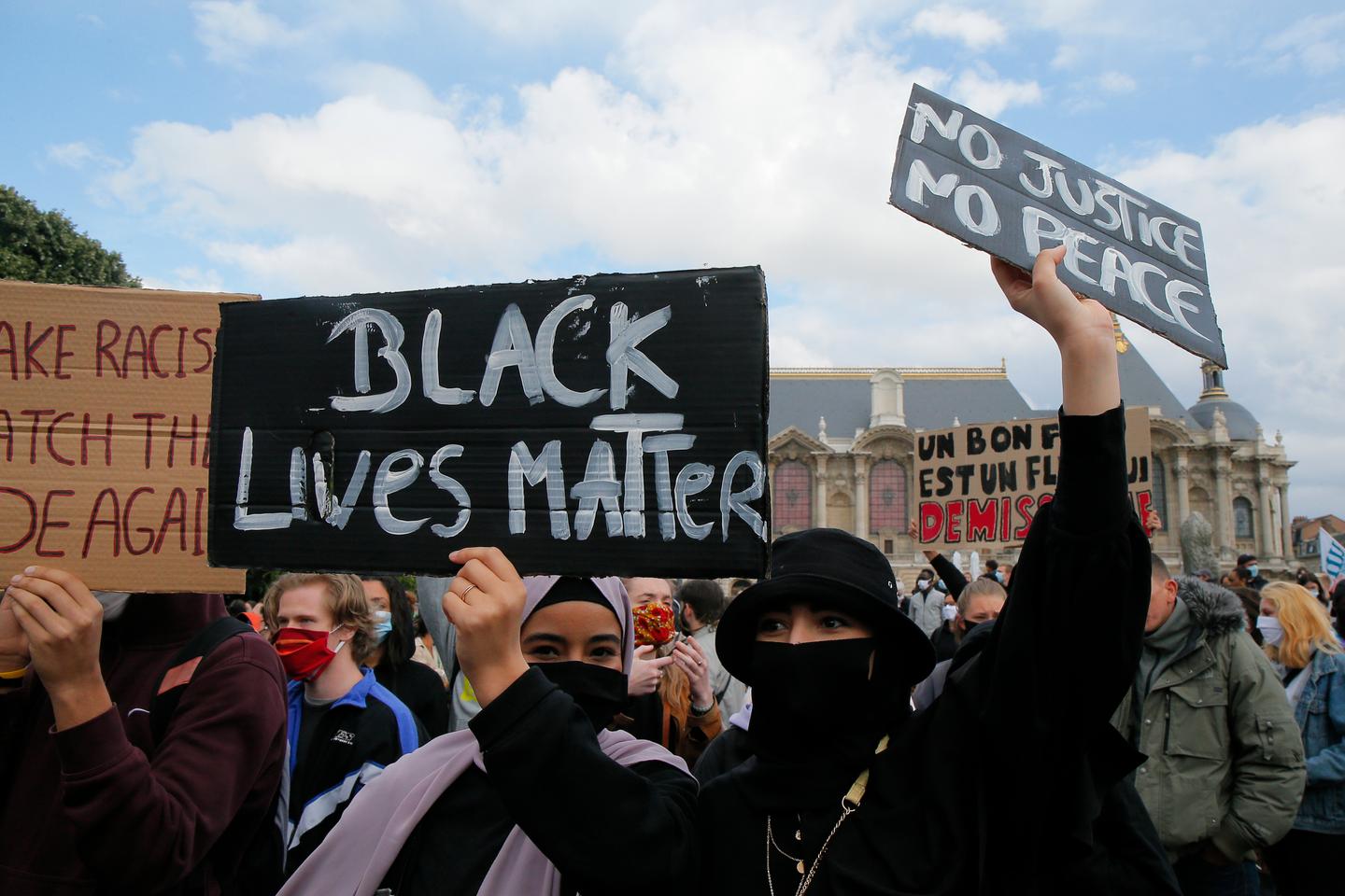 « Penser la lutte contre le racisme dans son unité est politiquement ...