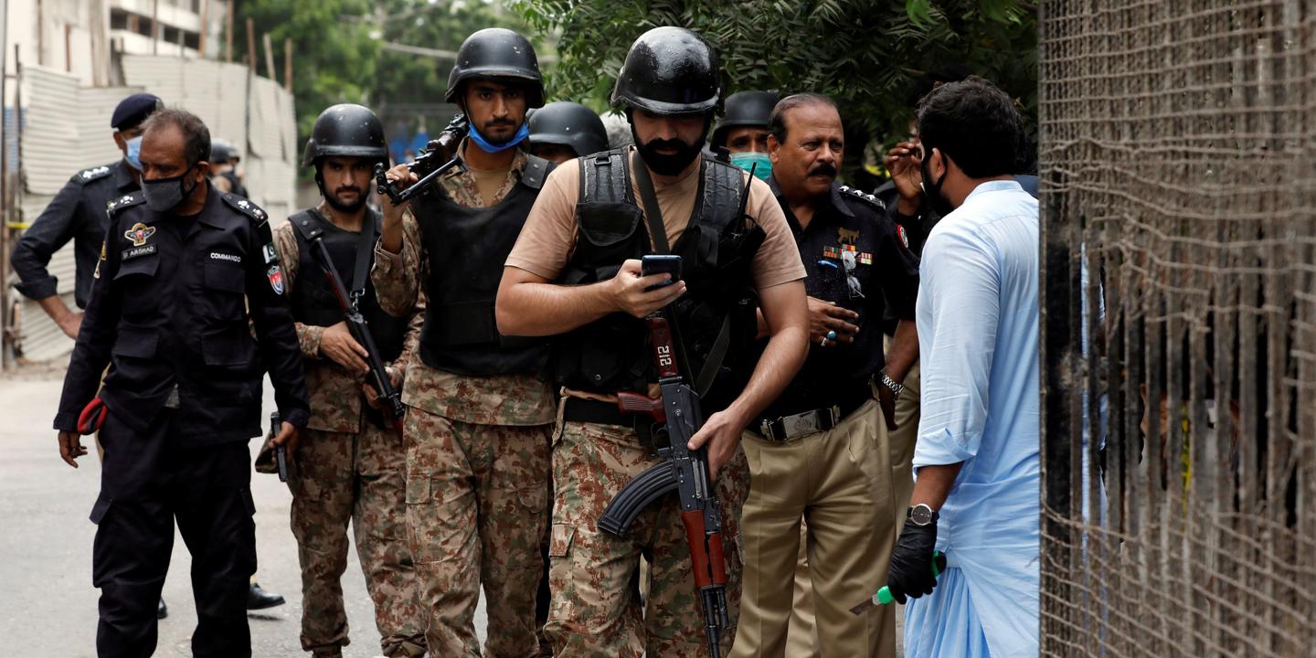 Au Pakistan Une Attaque Contre La Bourse De Karachi Fait Quatre Morts
