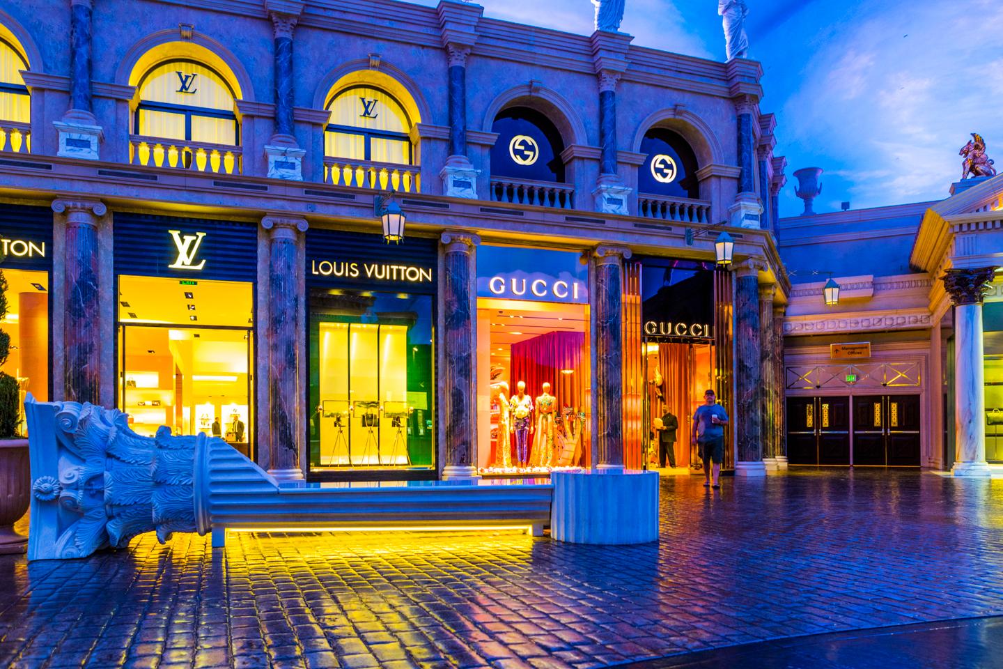 Le luxe, les inégalités et le politiquement correct