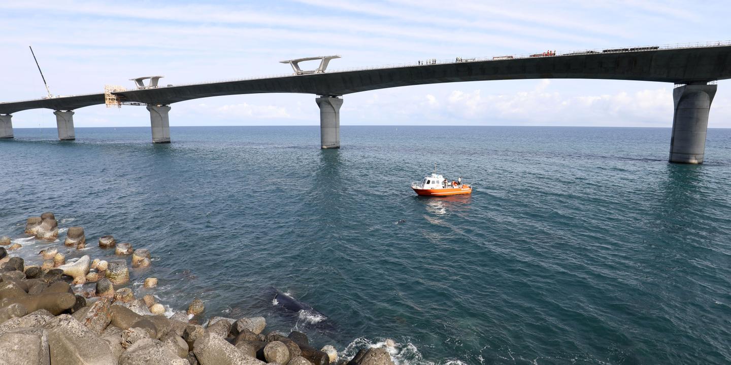 A La Réunion, un accord trouvé pour terminer le chantier de la route du ...