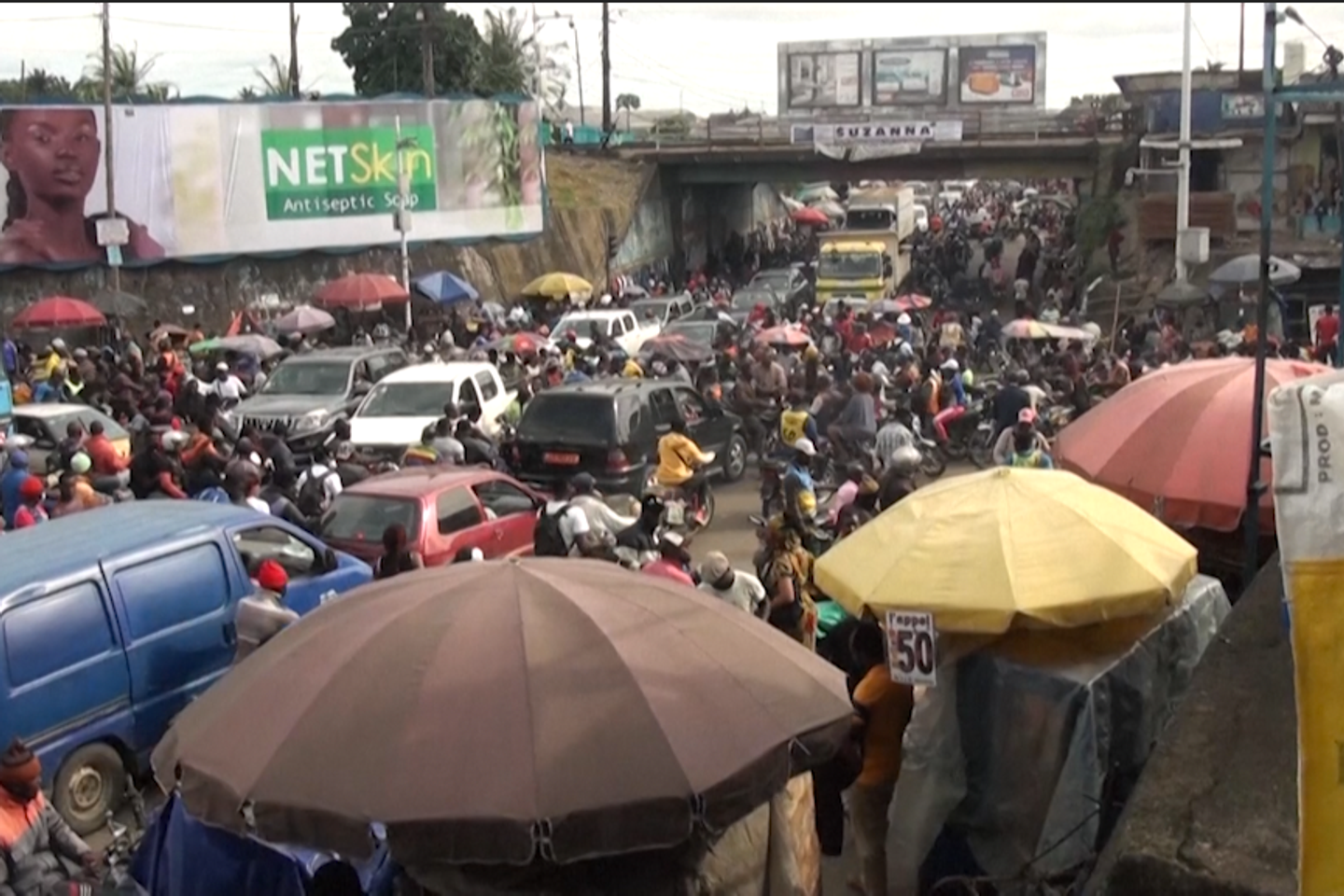 Au Cameroun, des gangs terrorisent la ville de Douala