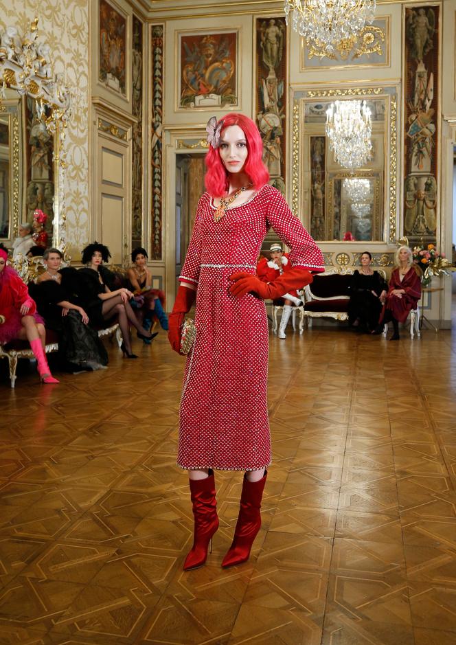 Dolce & Gabbana a présenté sa collection Alta Moda « à la TikTok