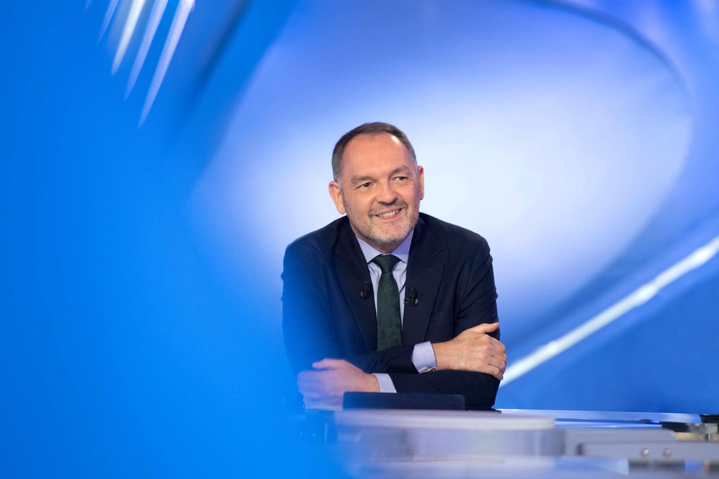 Le commentateur sportif Stéphane Guy mis à pied par Canal+ pour son ...