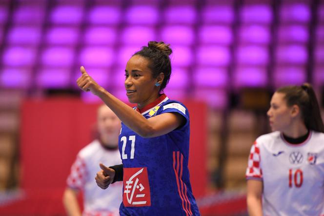 Estelle Nze Minko, handballeuse : « C’est aux joueuses de prendre des ...