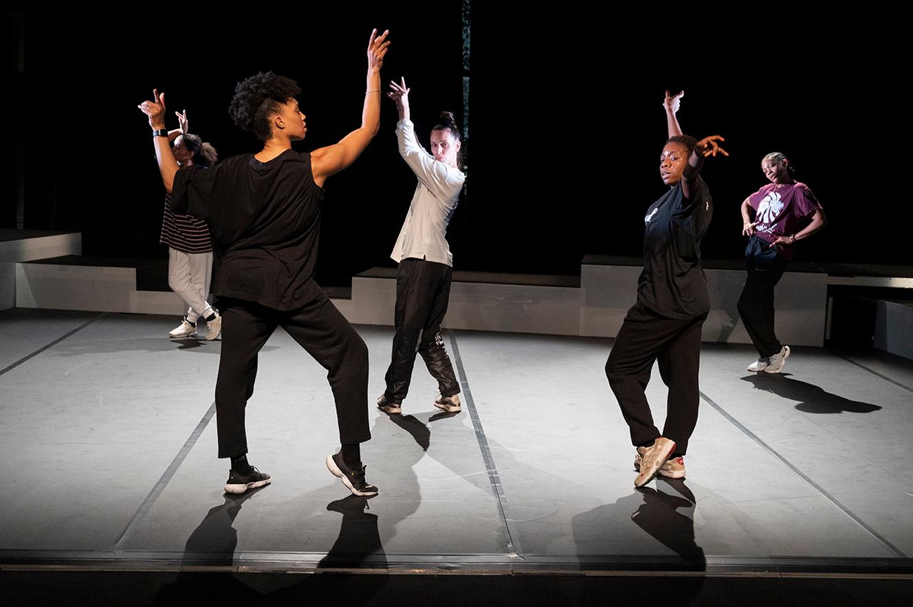 Danse : dans les coulisses de « One Shot », la pièce posthume d’Ousmane Sy