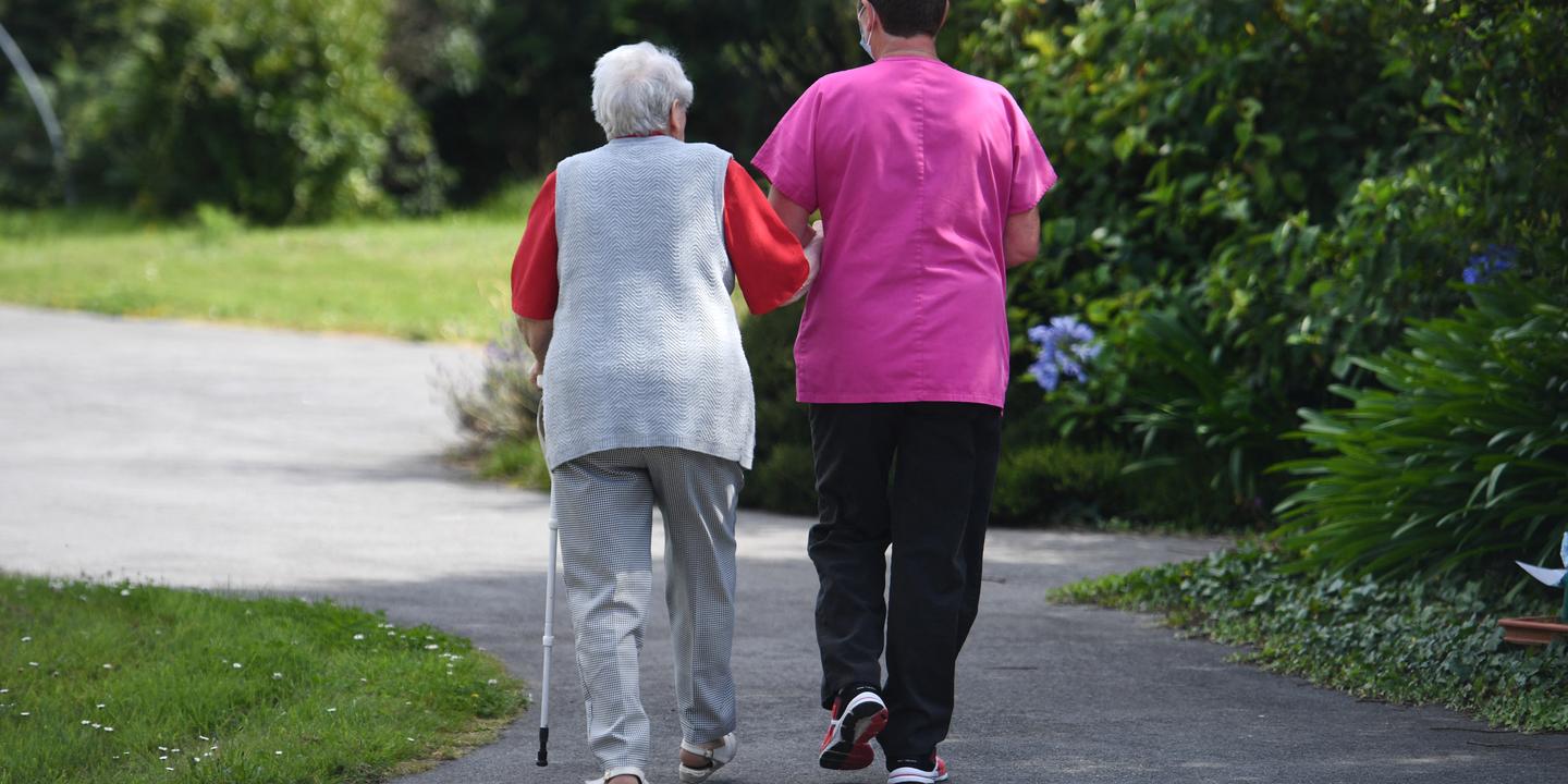 Covid-19 : dans les Ehpad, les mesures de protection sont désormais ...