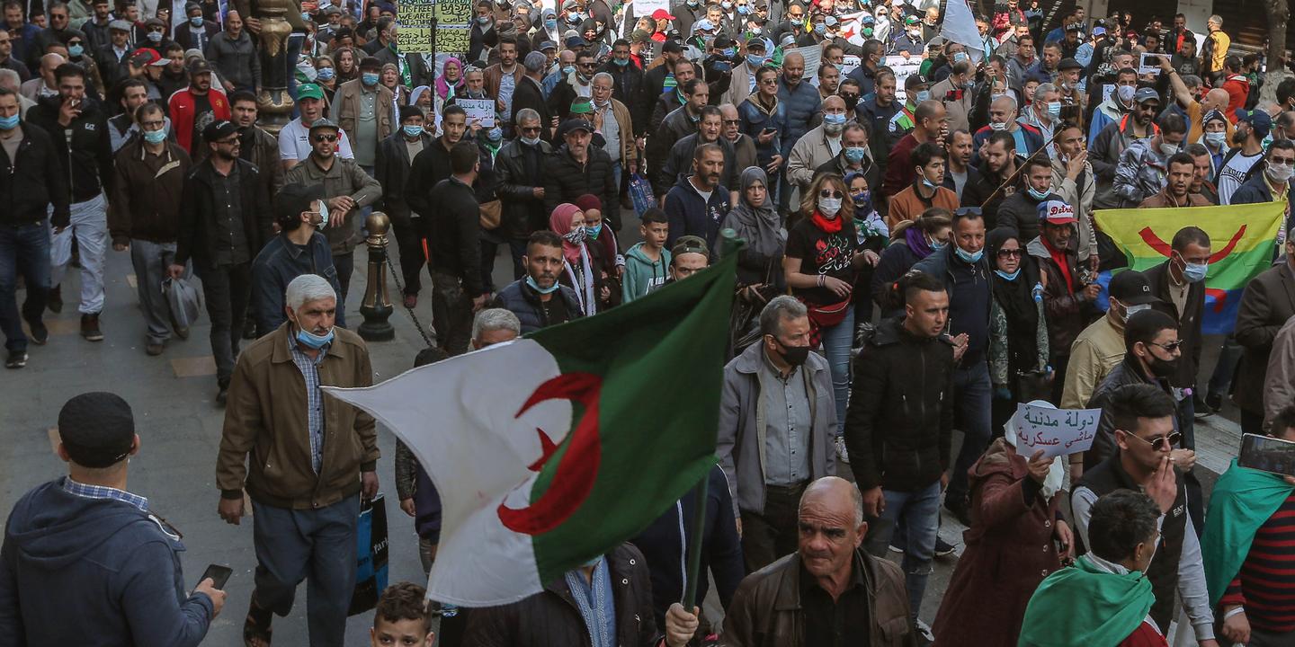 Alger lance des mandats d’arrêts contre des activistes accusés de ...