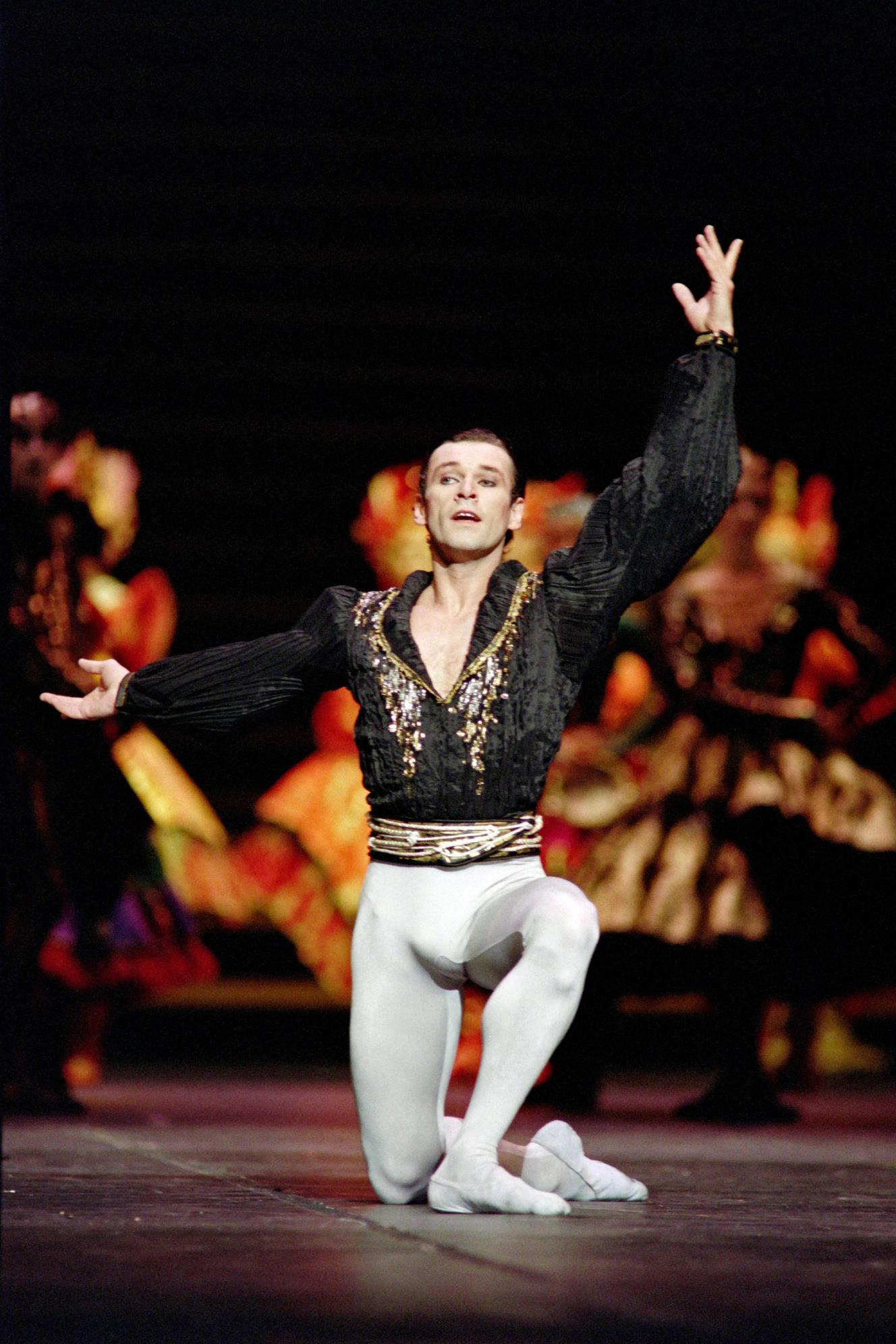 La mort de Patrick Dupond, danseur étoile « hors normes » et « talent ...