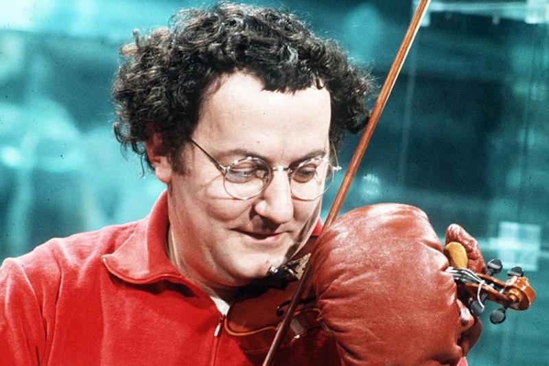 « Coluche, une époque formidable », sur France 3 : le roman d’un ...