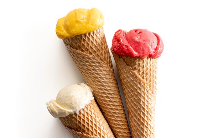 The 15 best artisanal ice creams in France: Fleur de lait, mango ...