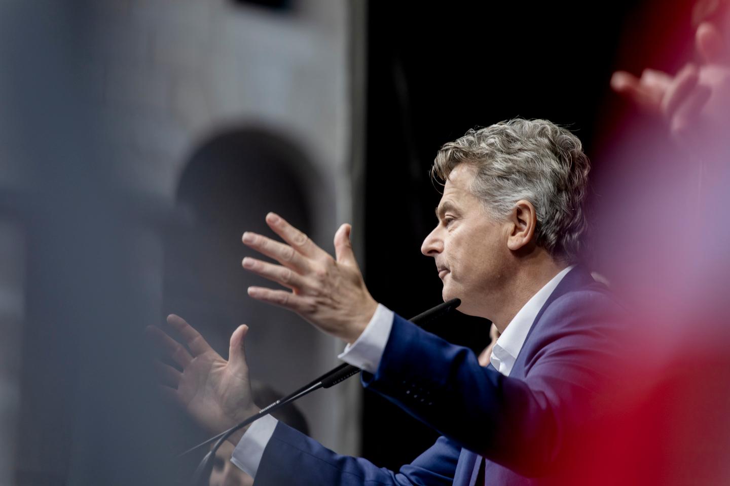 Fabien Roussel lance sa campagne sur la valeur travail