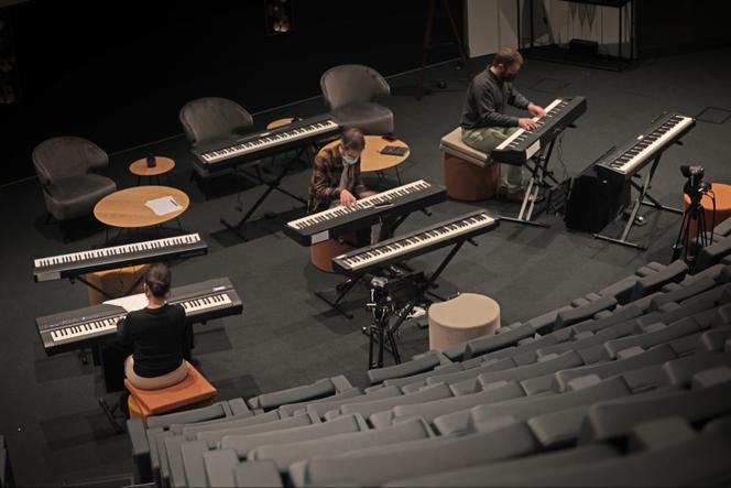 Les meilleurs pianos numériques : comparatif 2025