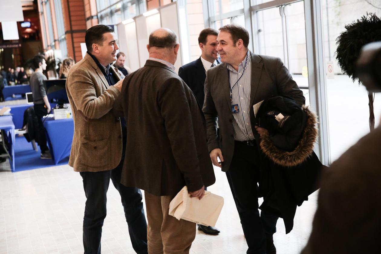 La « GUD connexion » toujours présente dans les coulisses de la ...