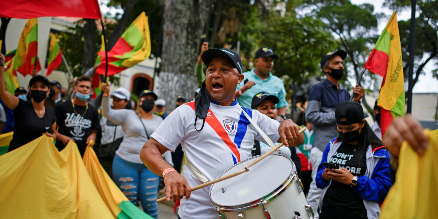 Venezuela: day of events in Caracas for supporters and opponents of ...