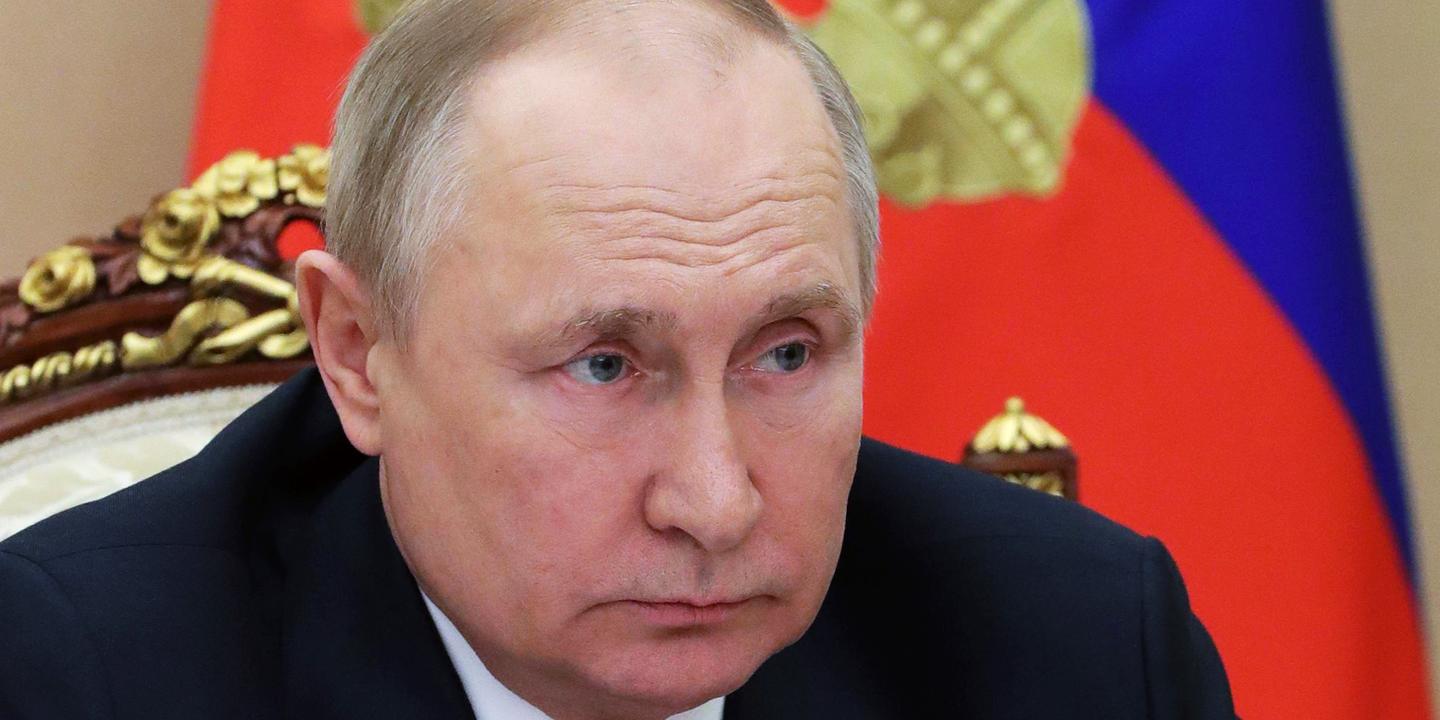 Vladimir Poutine dans 23 articles essentiels, issus des archives du ...