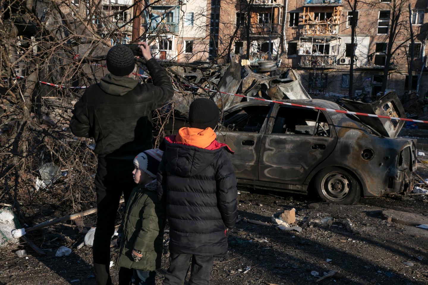 Guerre en Ukraine : « L’actualité sanglante nous rappelle que la paix n ...