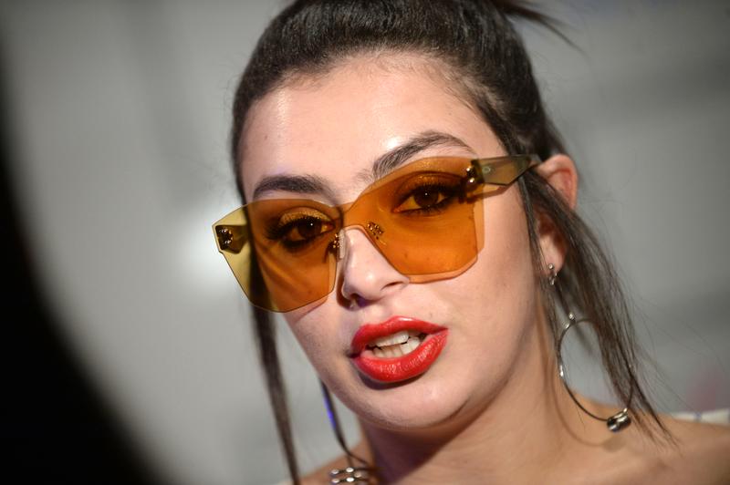 Charli XCX, entre délires underground et ambition commerciale