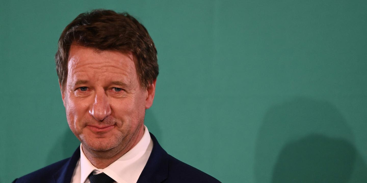 Yannick Jadot et des centaines de cadres d’Europe Ecologie-Les Verts ...