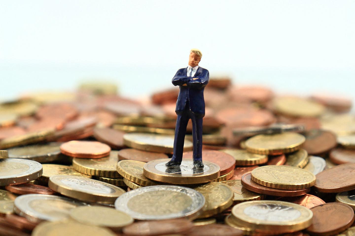 The reasons behind the inexorable rise in French public debt