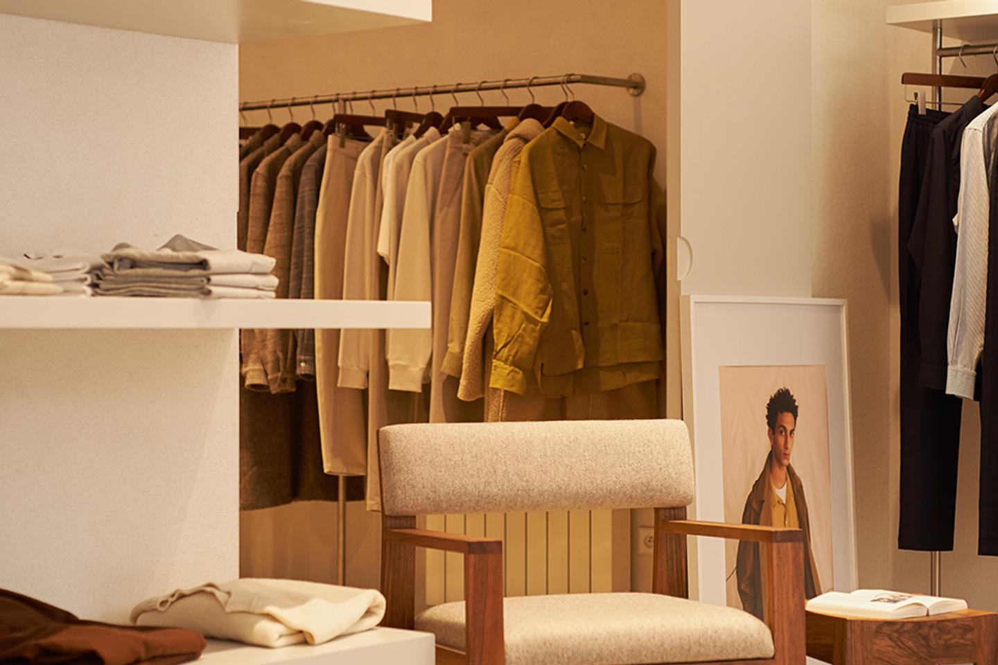 « J’ai toujours aimé l’idée de vêtements qui s’usent sur les corps ...