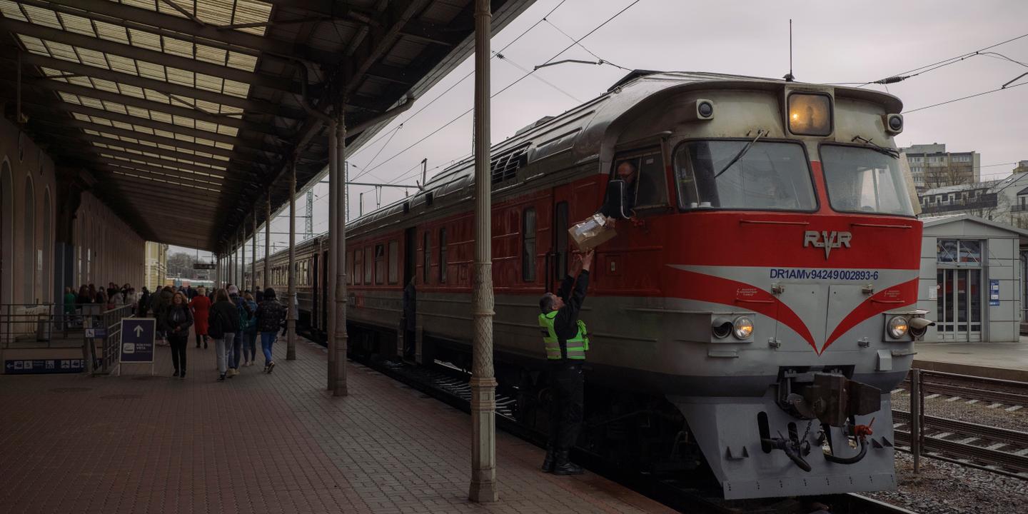 A Russian train under surveillance in Lithuania
