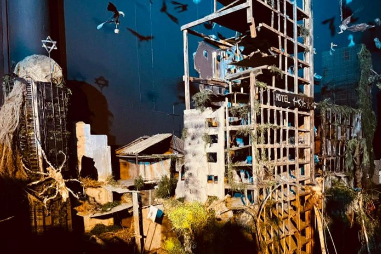 A la Biennale de Dakar, les artistes revisitent le passé du continent