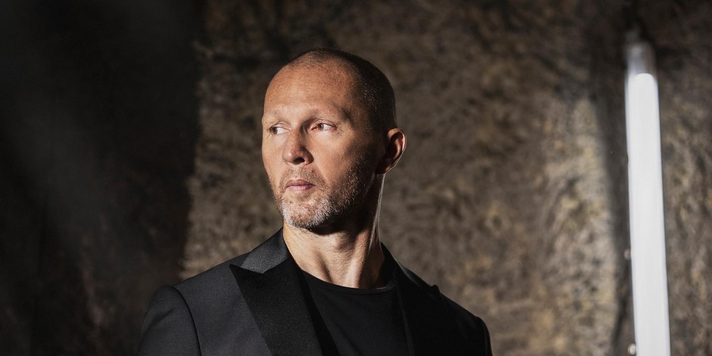 'Stealing from companies that make billions, what do I care?' Max ...