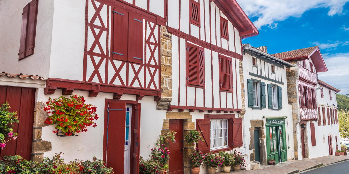 Five French villages with a hundred shades of red