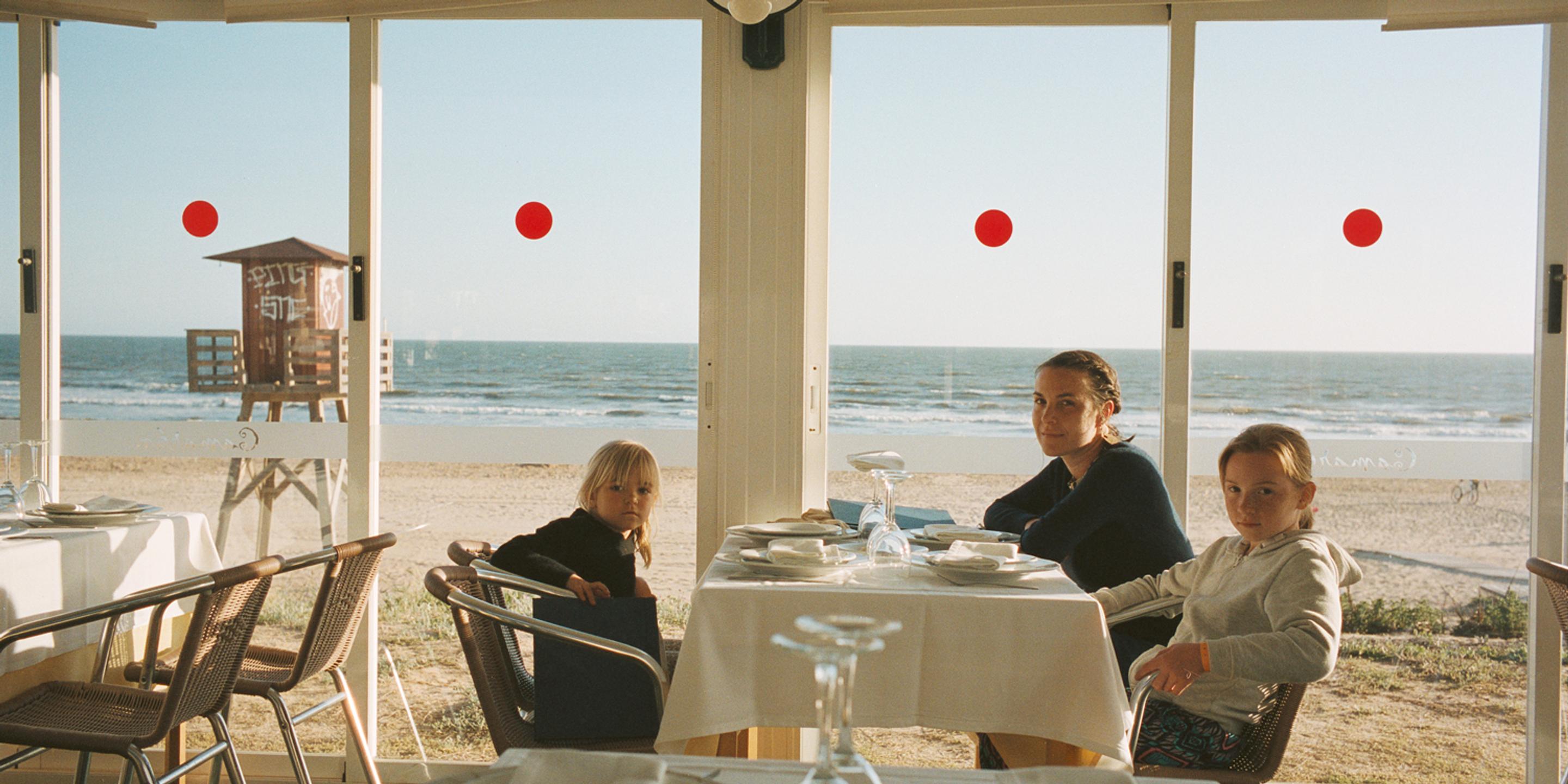 Le bouleversant album de famille de Julien Magre, prix Niépce 2022