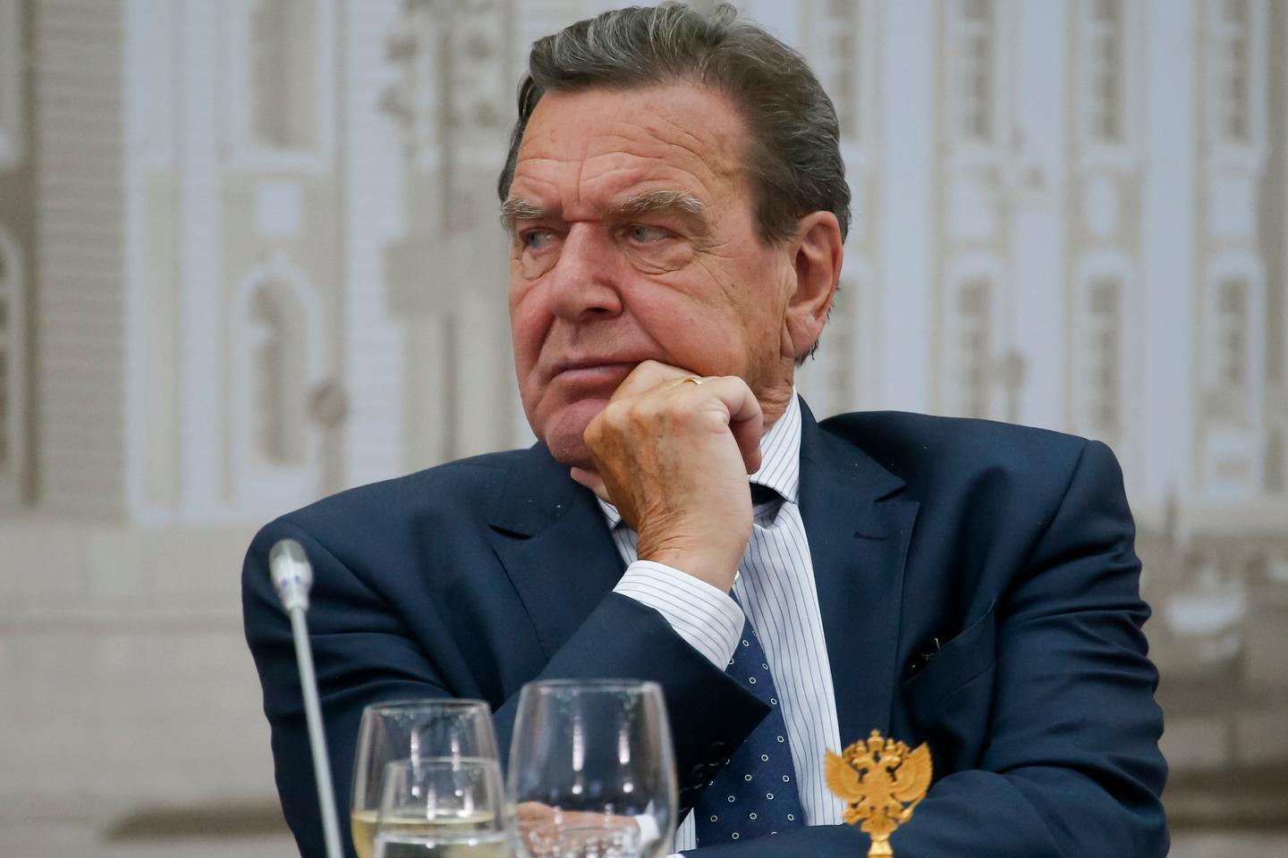 Germany: Schröder escapes party exclusion despite Putin ties