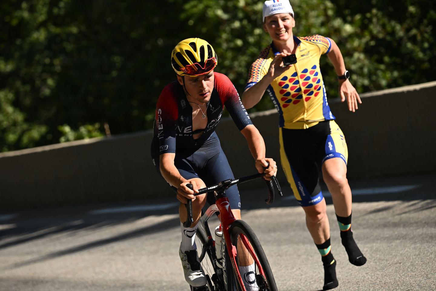 Tour de France: Pidcock wins stage at Alpe d'Huez, Vingegaard holds off ...